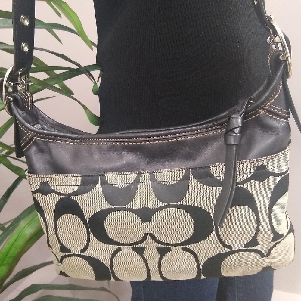 Coach Classic Signature Gray & Black Canvas & Leather… - Gem